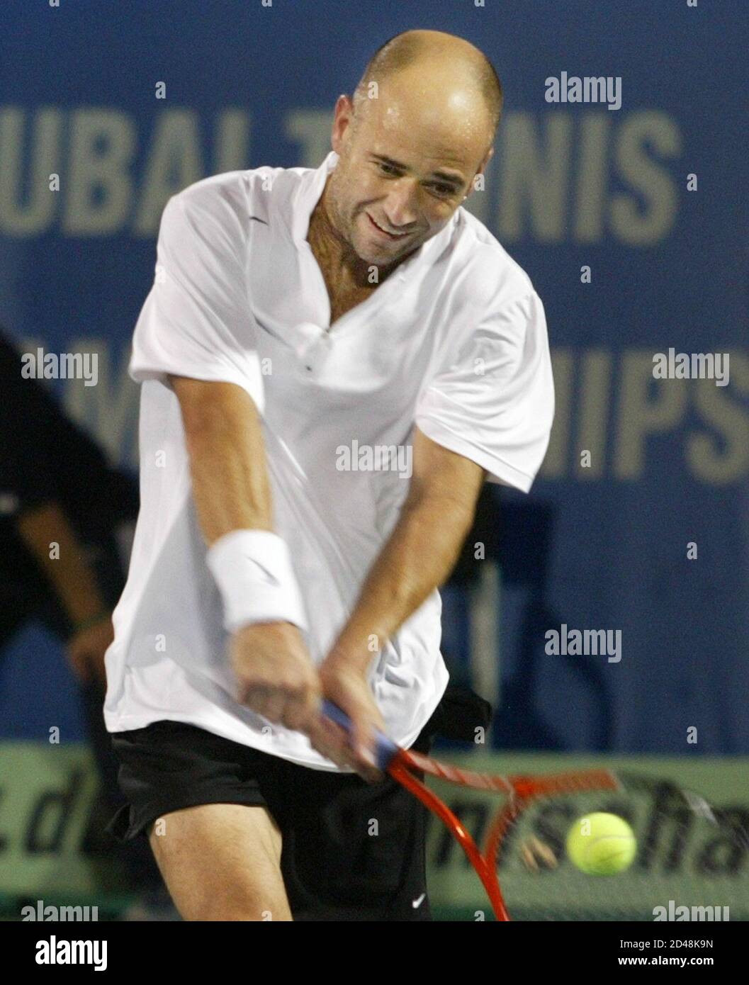 Andre agassi returns backhand hi-res stock photography and images - Alamy