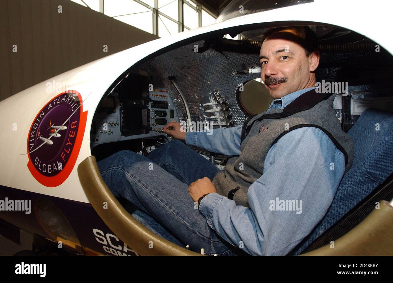 Air Globalflyer High Resolution Stock Photography and Images - Alamy