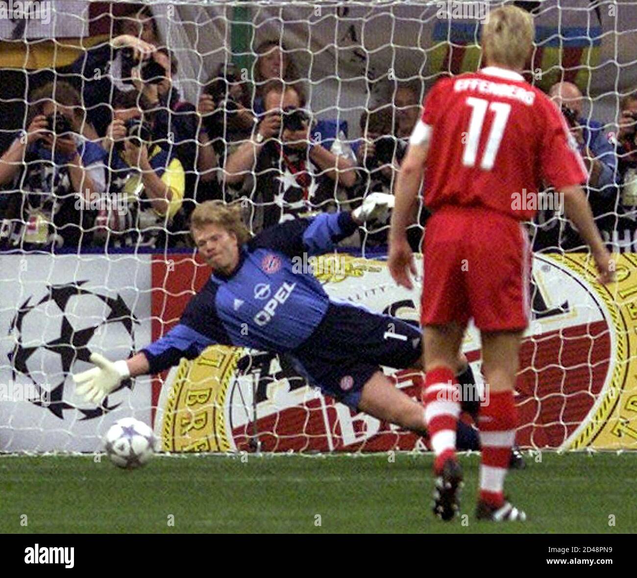 Oliver kahn effenberg hi-res stock photography and images - Alamy