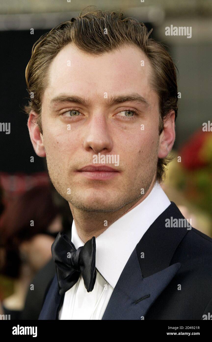 Arrives at the the 76th annual academy awards hi-res stock photography ...