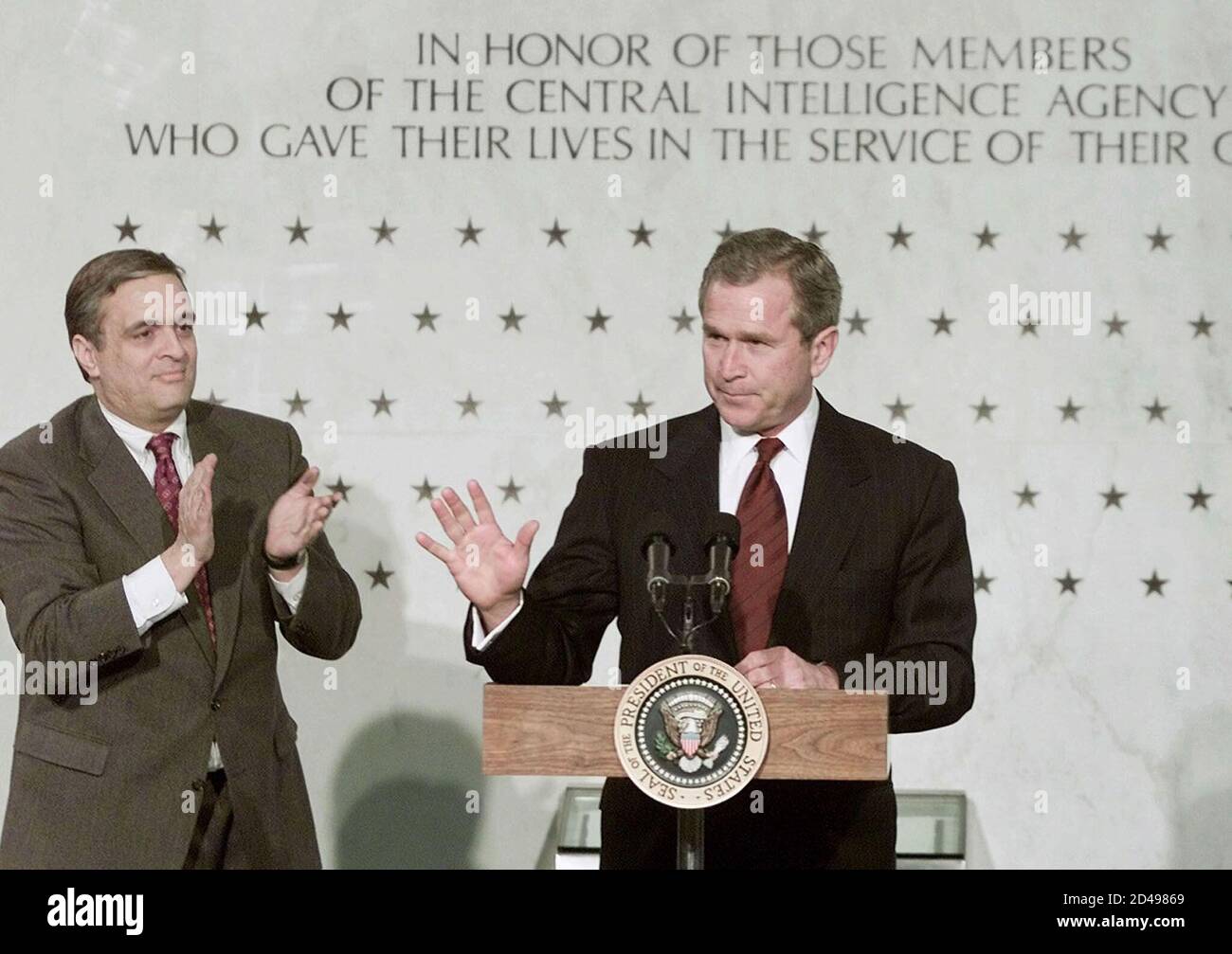 George j tenet hi-res stock photography and images - Alamy