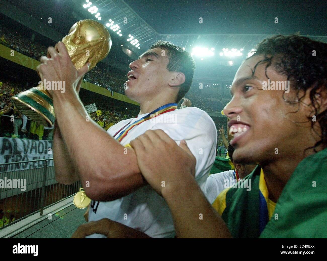 Ronaldo world cup trophy brazil hi-res stock photography and images - Alamy