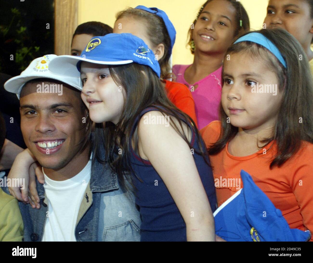 Ronaldo nazario 2002 hi-res stock photography and images - Alamy