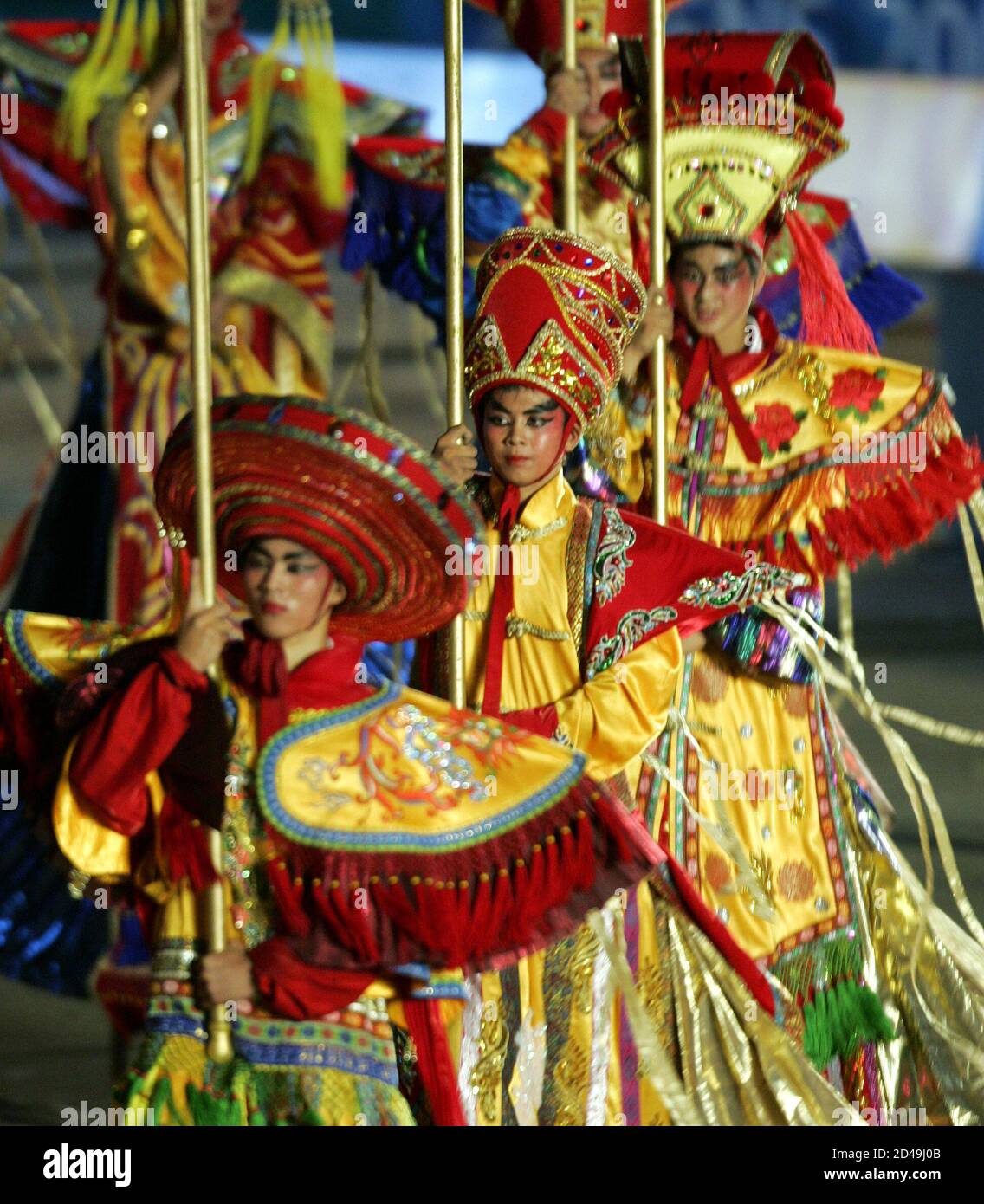 Athens olympic games 2004 closing ceremony hi-res stock photography and ...