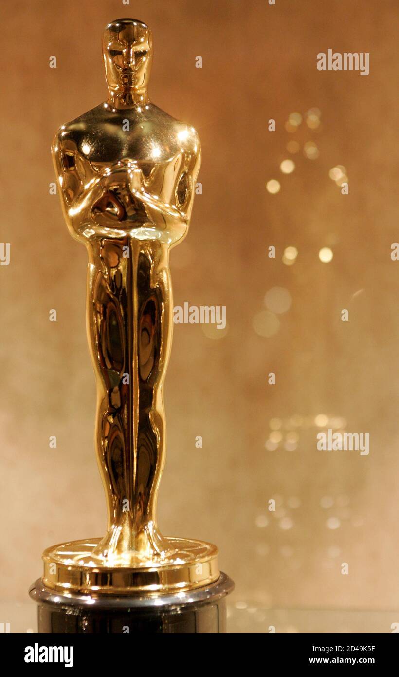 Shiny copper statue hi-res stock photography and images - Alamy