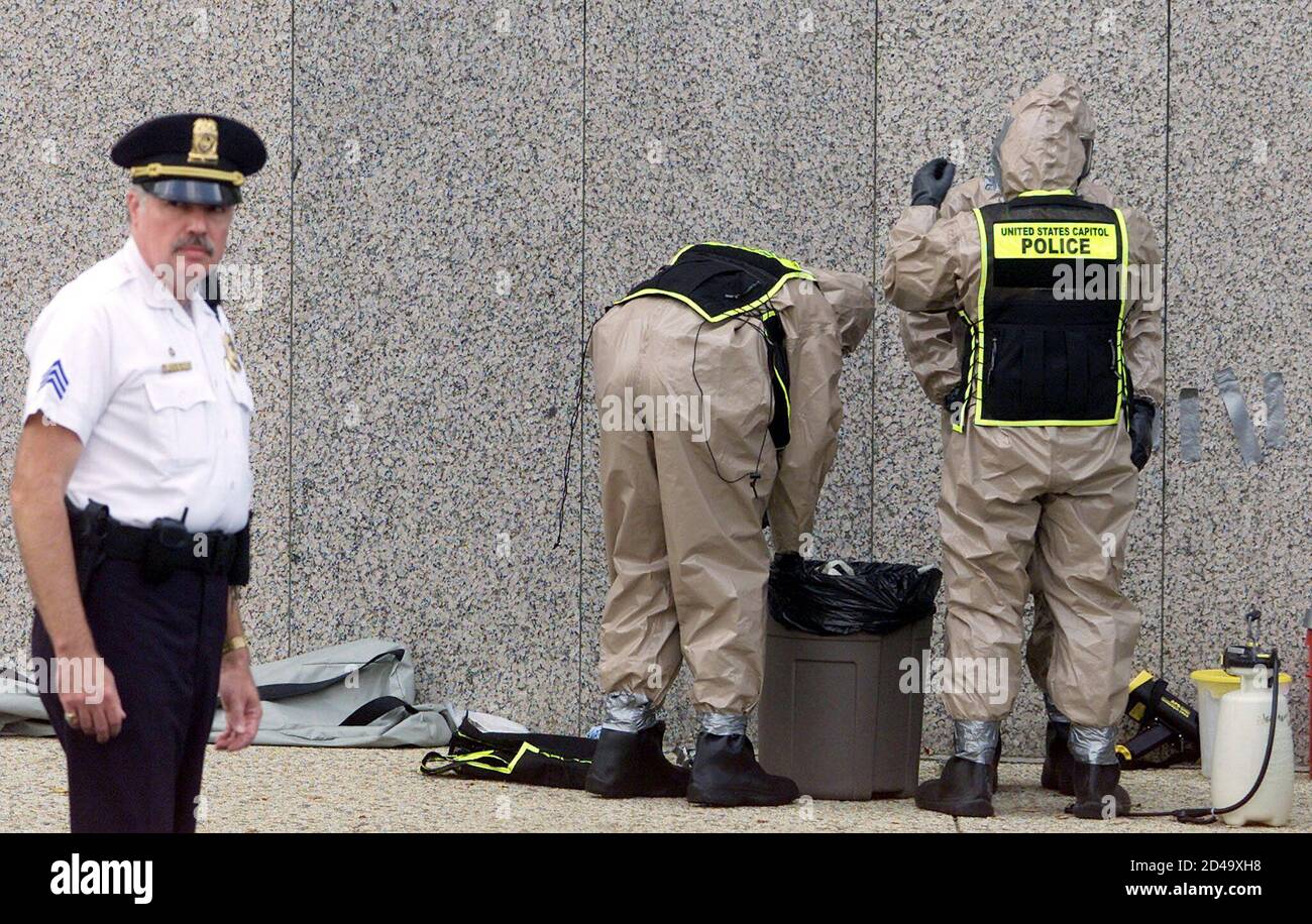 Police hazmat hi-res stock photography and images - Alamy