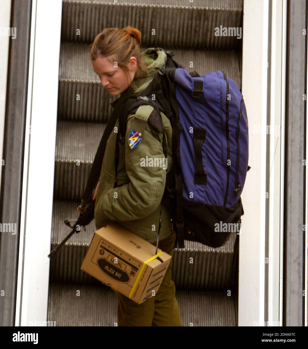 Gulf war gas masks hi-res stock photography and images - Alamy