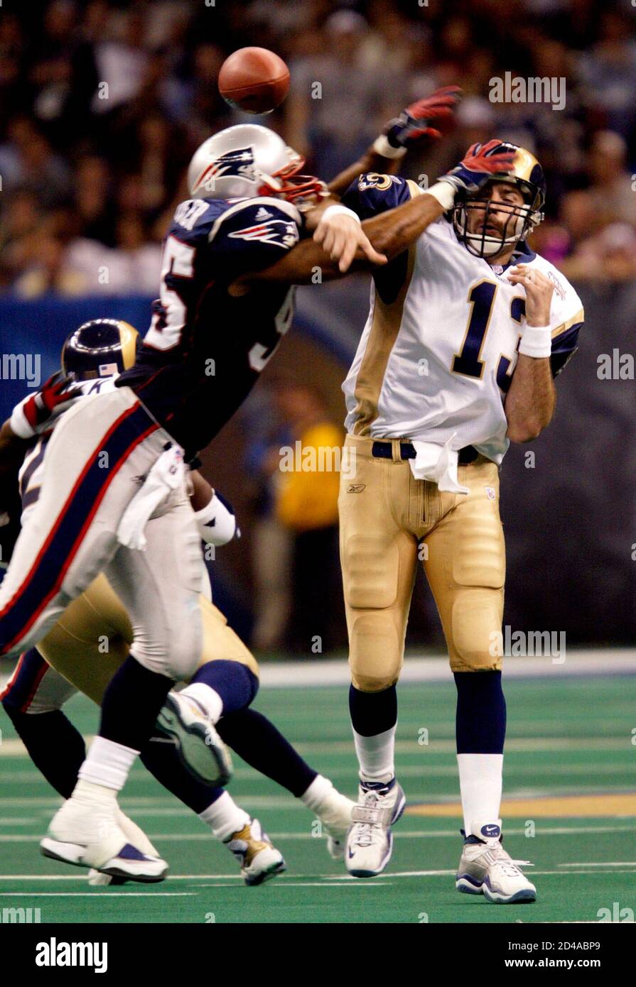 Kurt warner rams hi-res stock photography and images - Alamy