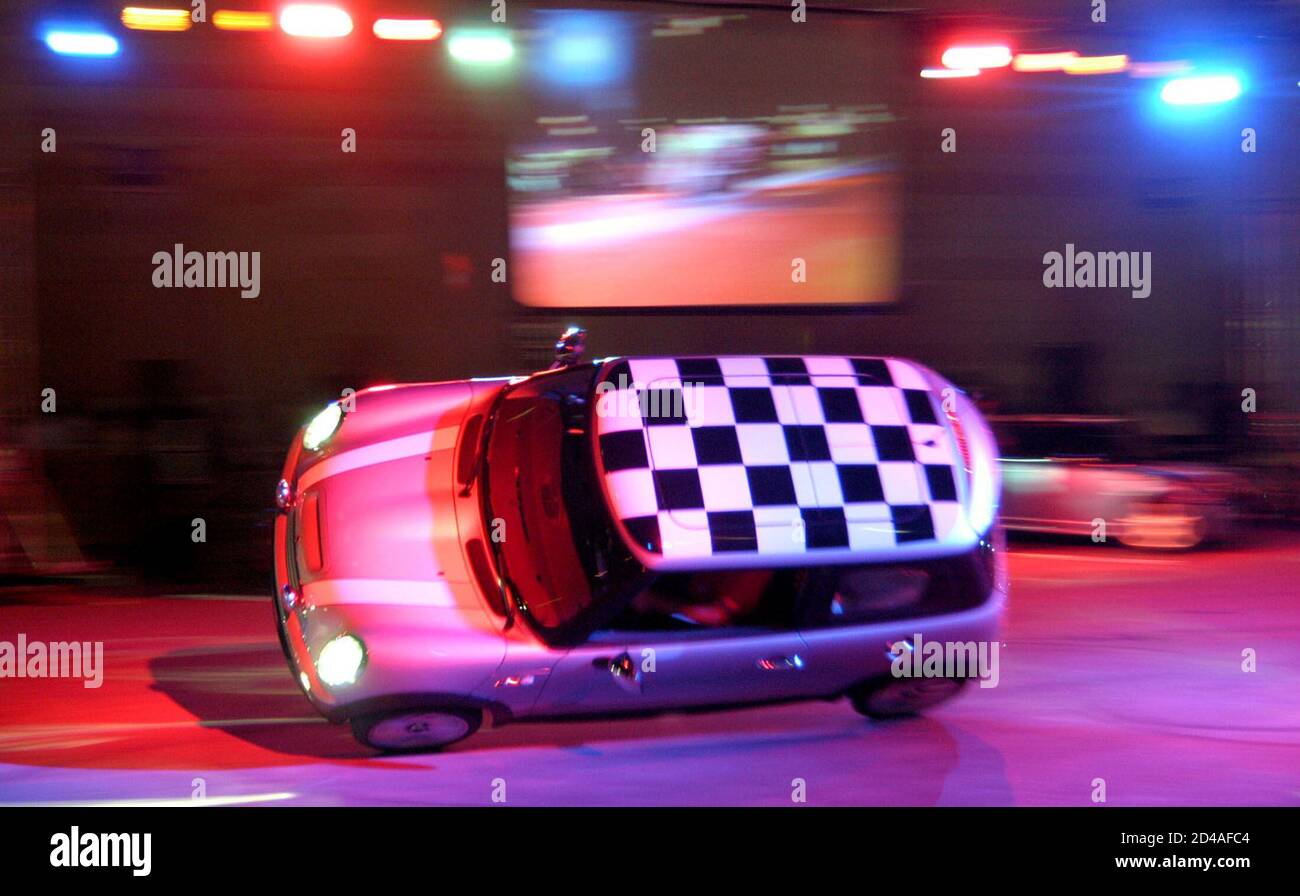 2003 mini cooper hi-res stock photography and images - Alamy