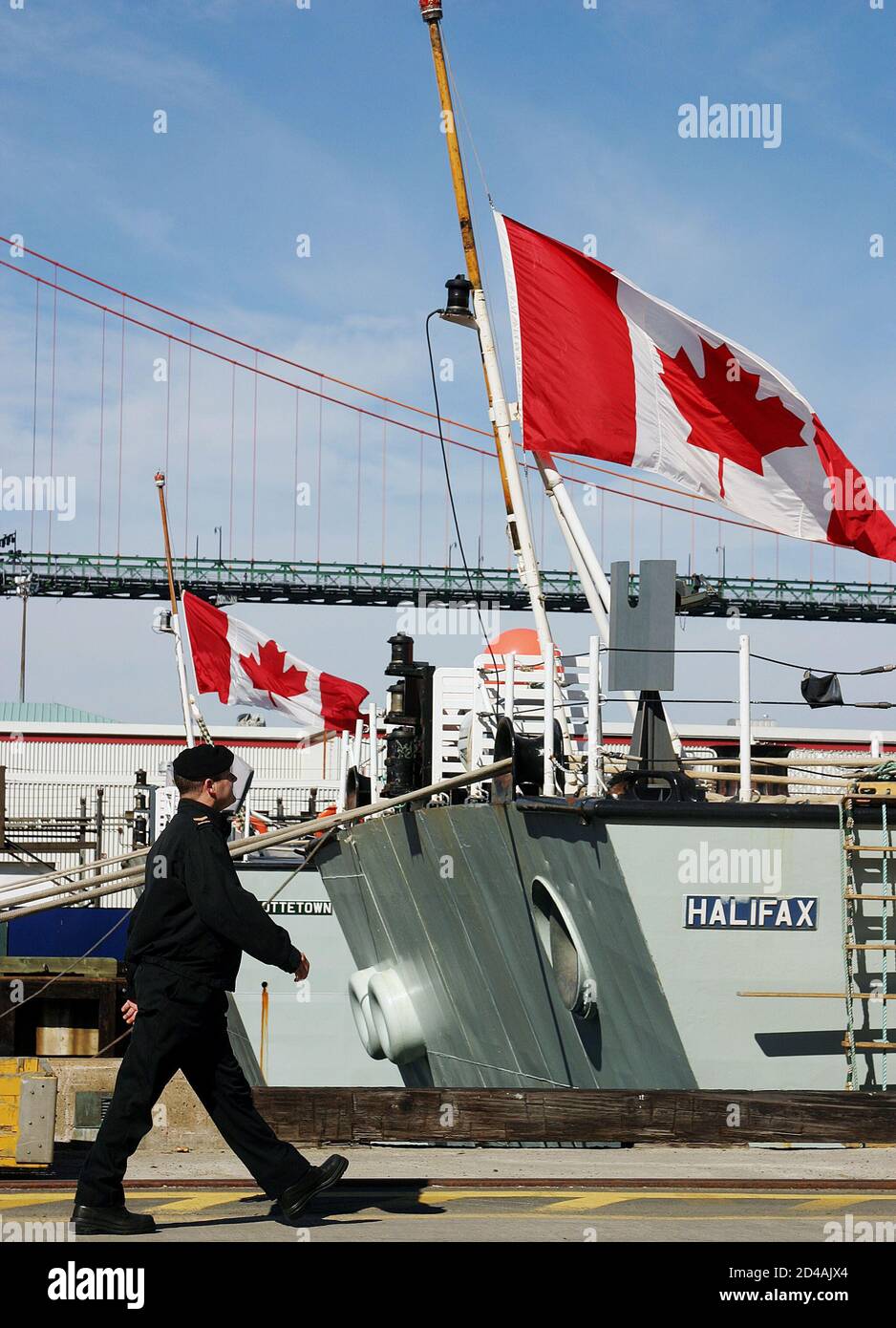 Fire on hmcs chicoutimi hi-res stock photography and images - Alamy