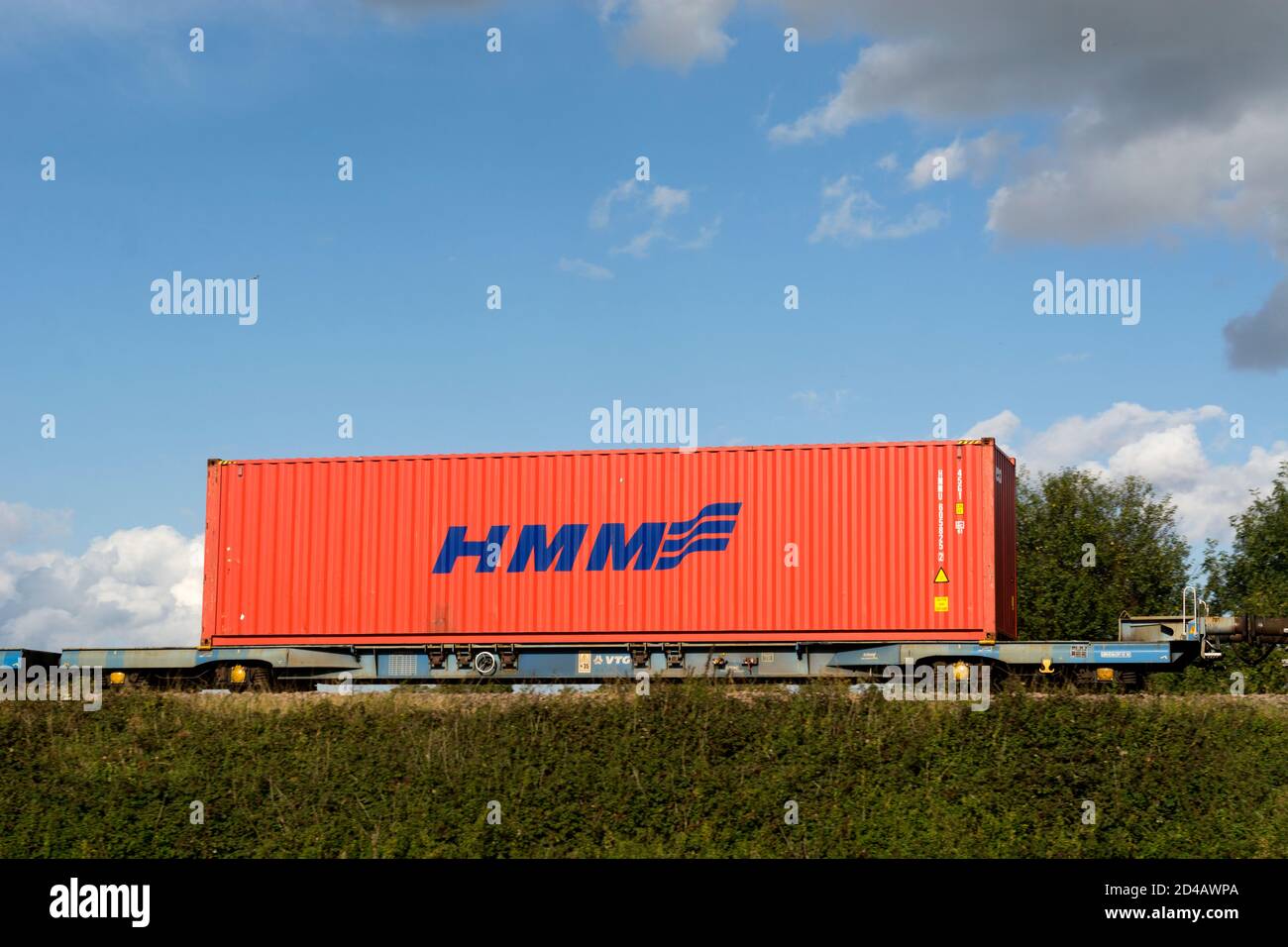 Hmm shipping container hi-res stock photography and images - Alamy