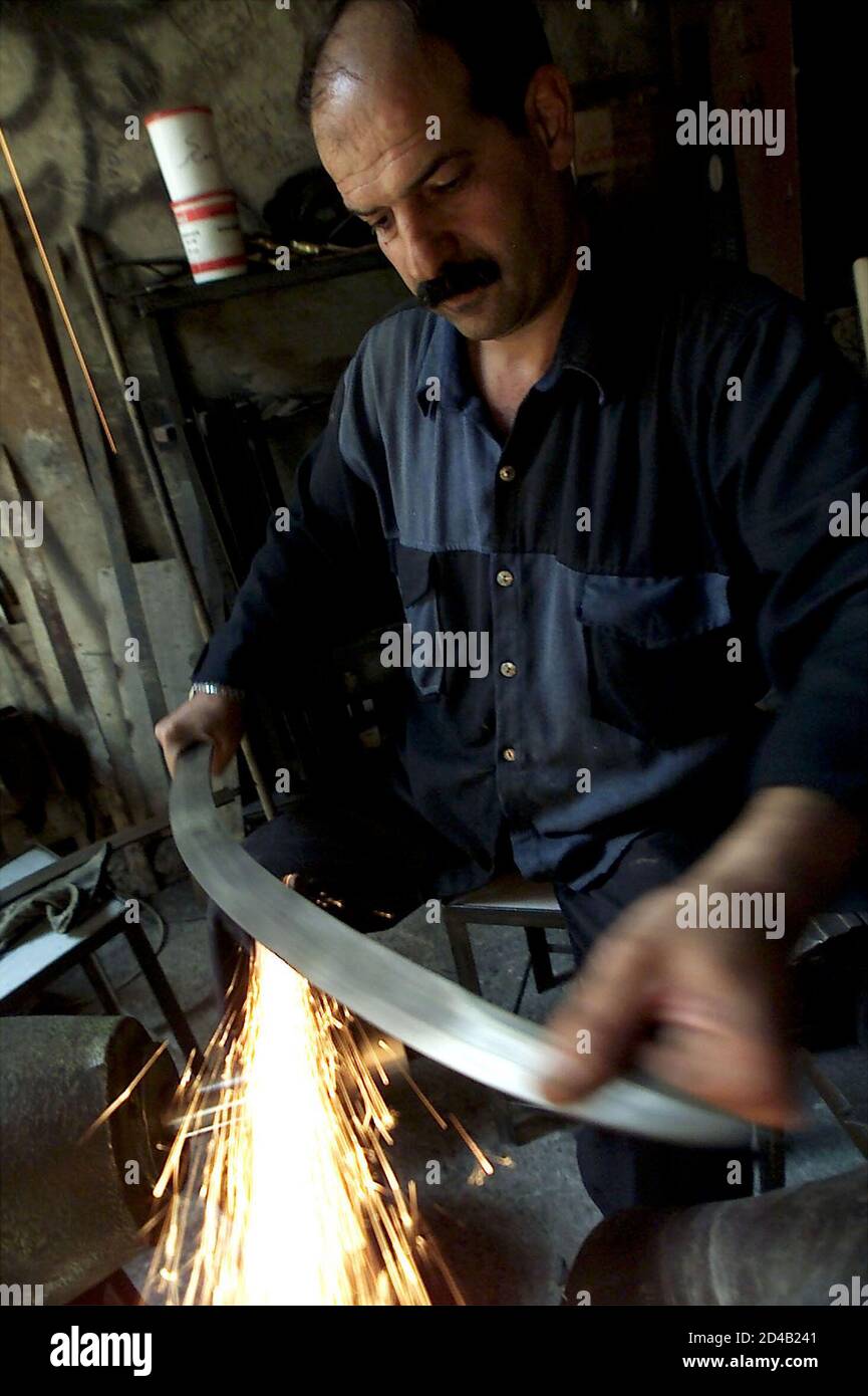 Arabian swords hi-res stock photography and images - Alamy