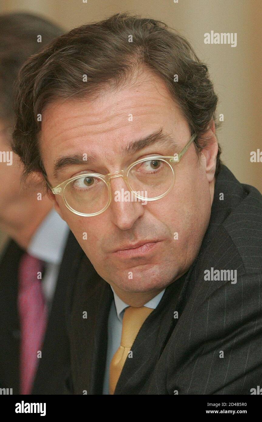 Raymond j hi-res stock photography and images - Alamy