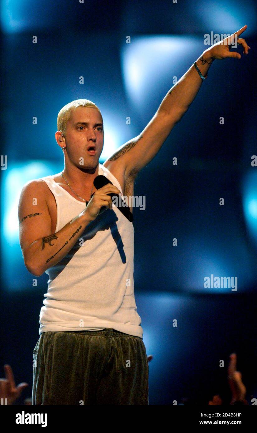 Eminem 2001 hi-res stock photography and images - Alamy