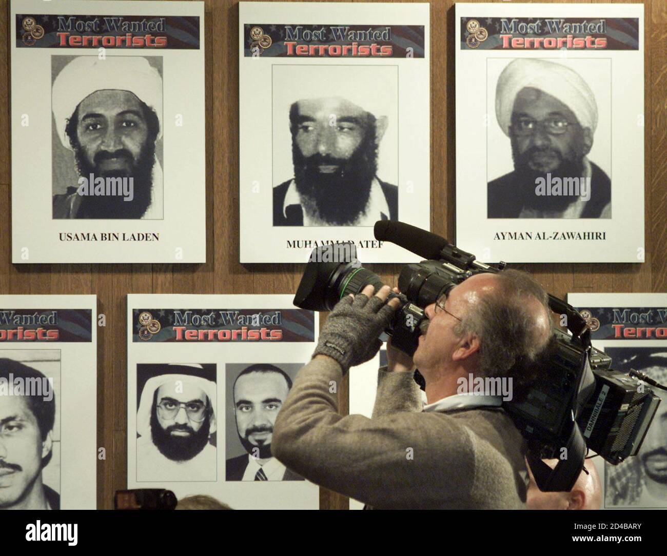 Responsible cameraman hi-res stock photography and images - Alamy