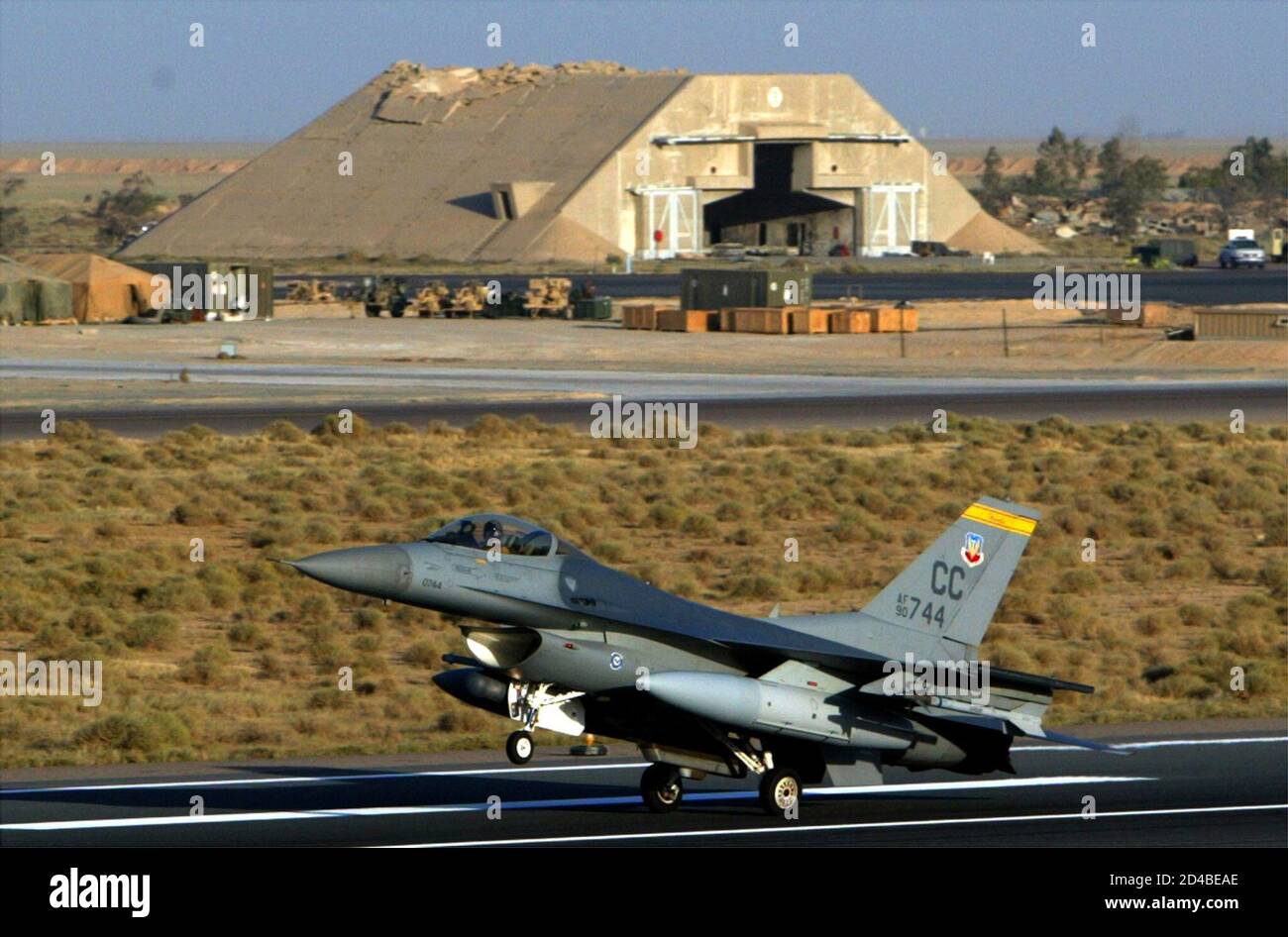 Gulf war kuwait hi-res stock photography and images - Alamy
