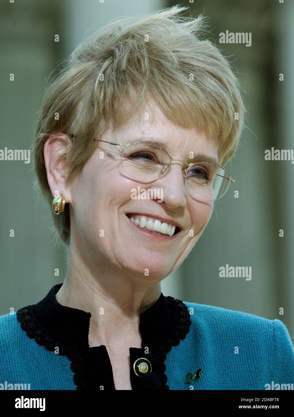 Mary sue coleman hi-res stock photography and images - Alamy