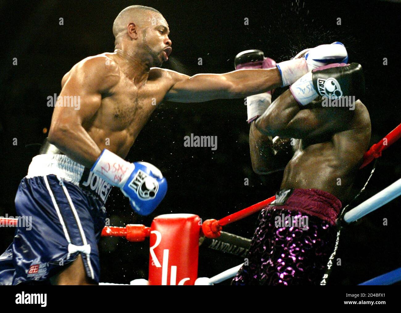 L and antonio tarver hi-res stock photography and images - Alamy