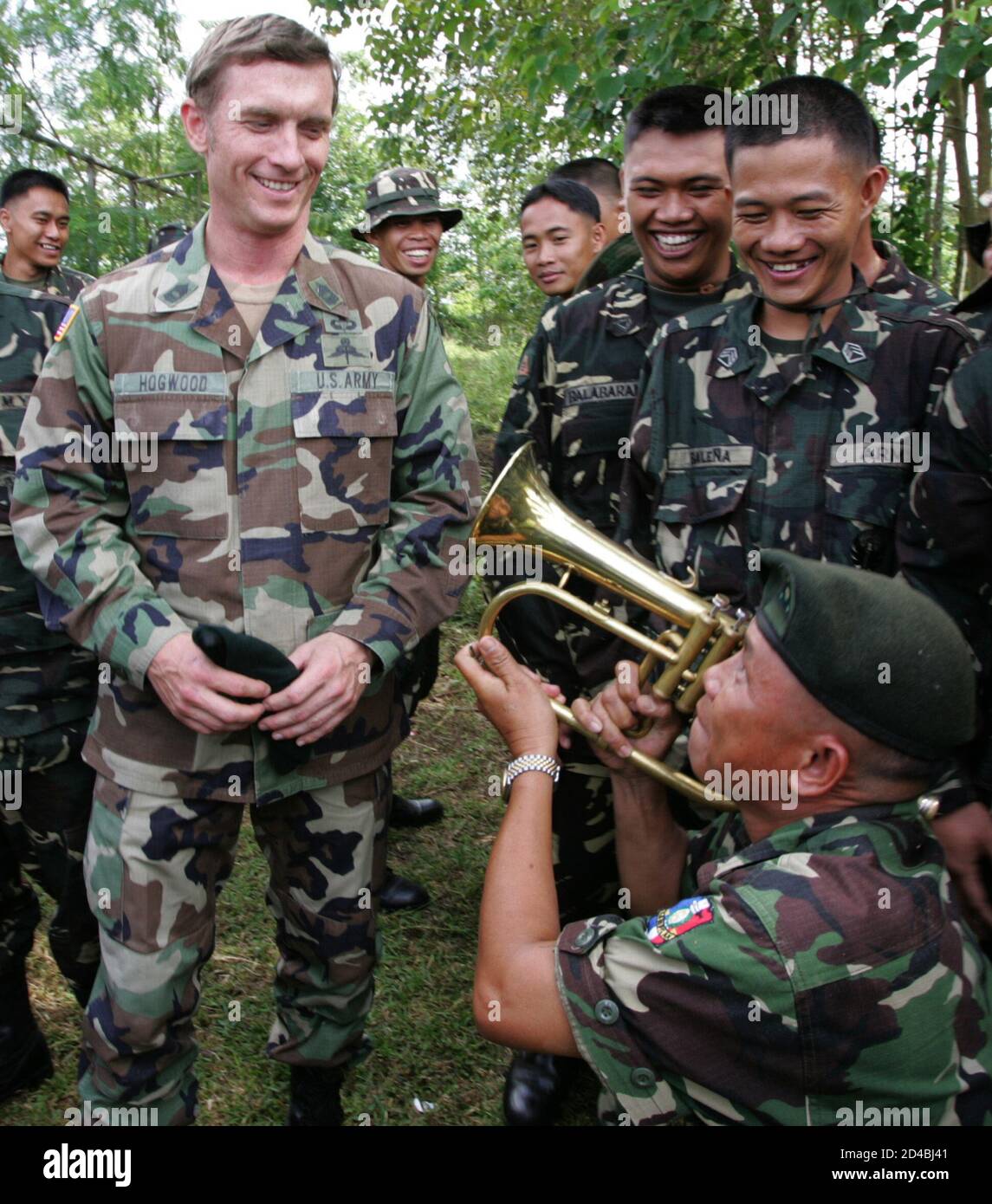 Msgt hi-res stock photography and images - Alamy