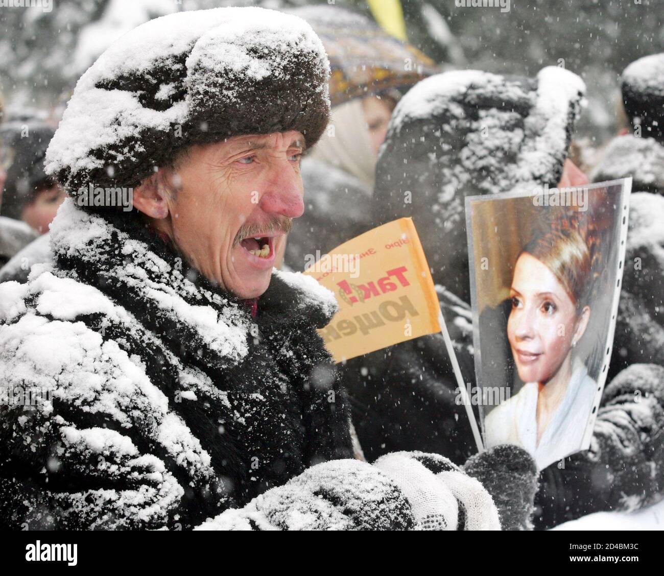 Slogans picket hi-res stock photography and images - Alamy