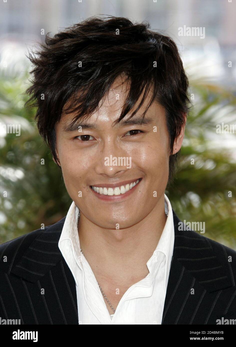 Lee Byung Hun High Resolution Stock Photography and Images - Alamy