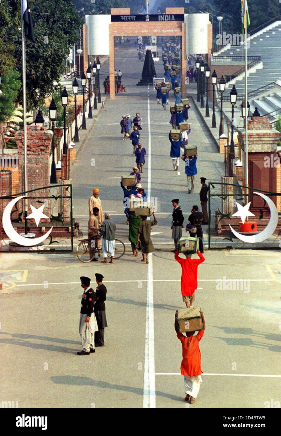 Partition of india train hi-res stock photography and images - Alamy