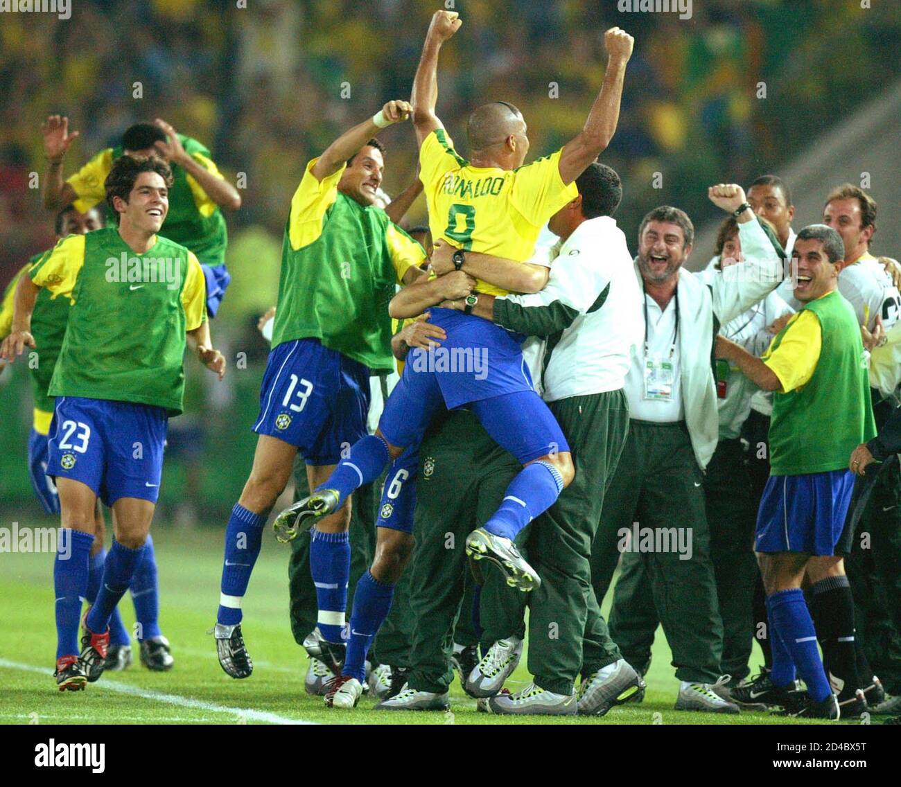 Ronaldo 2002 world cup trophy hi-res stock photography and images - Alamy