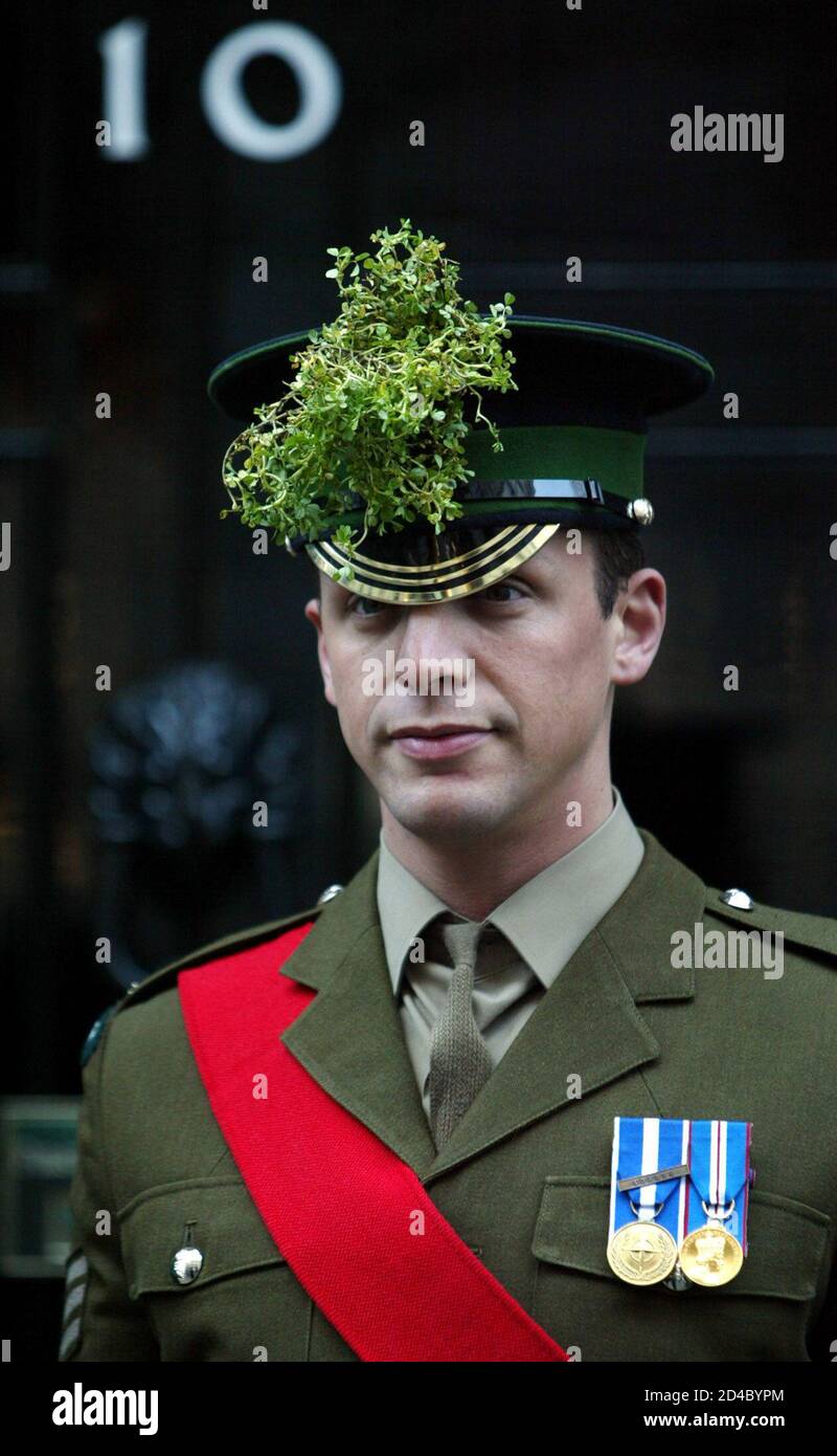 Met sergeant hi-res stock photography and images - Alamy