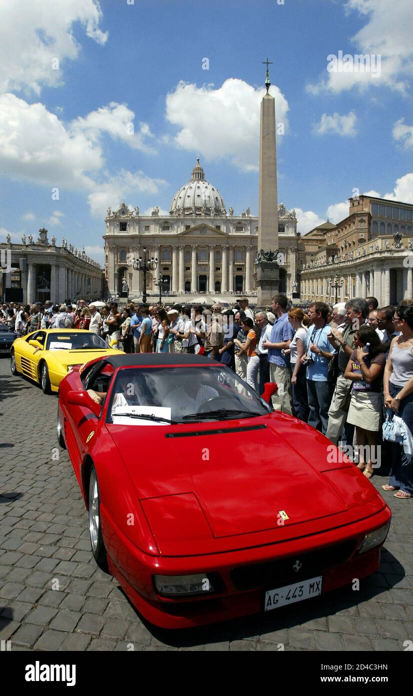 Square A Ferrari High Resolution Stock Photography and Images - Alamy