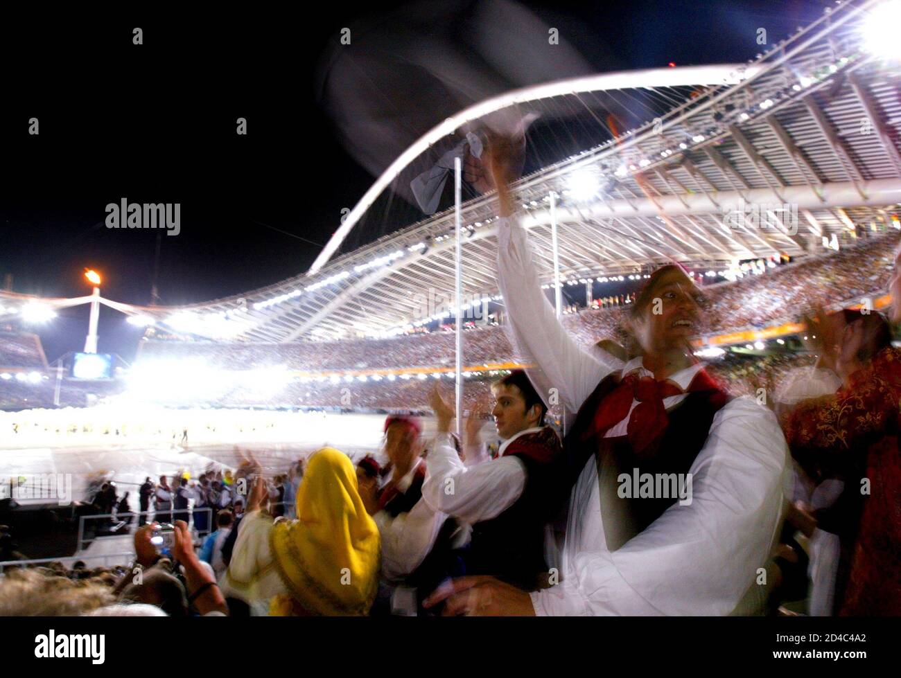 Athens olympic games 2004 closing ceremony hi-res stock photography and ...