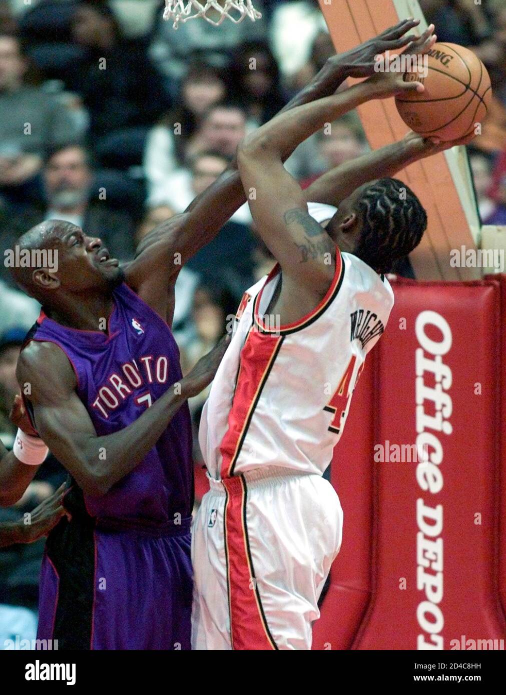 Hawks face hi-res stock photography and images - Alamy