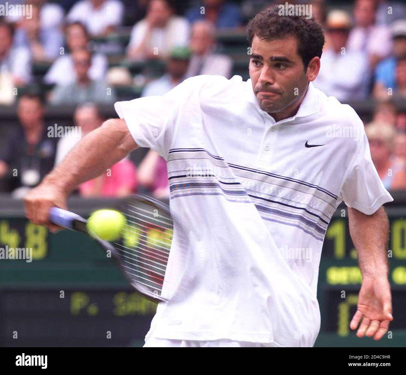 Wimbledon 2001 federer hi-res stock photography and images - Alamy