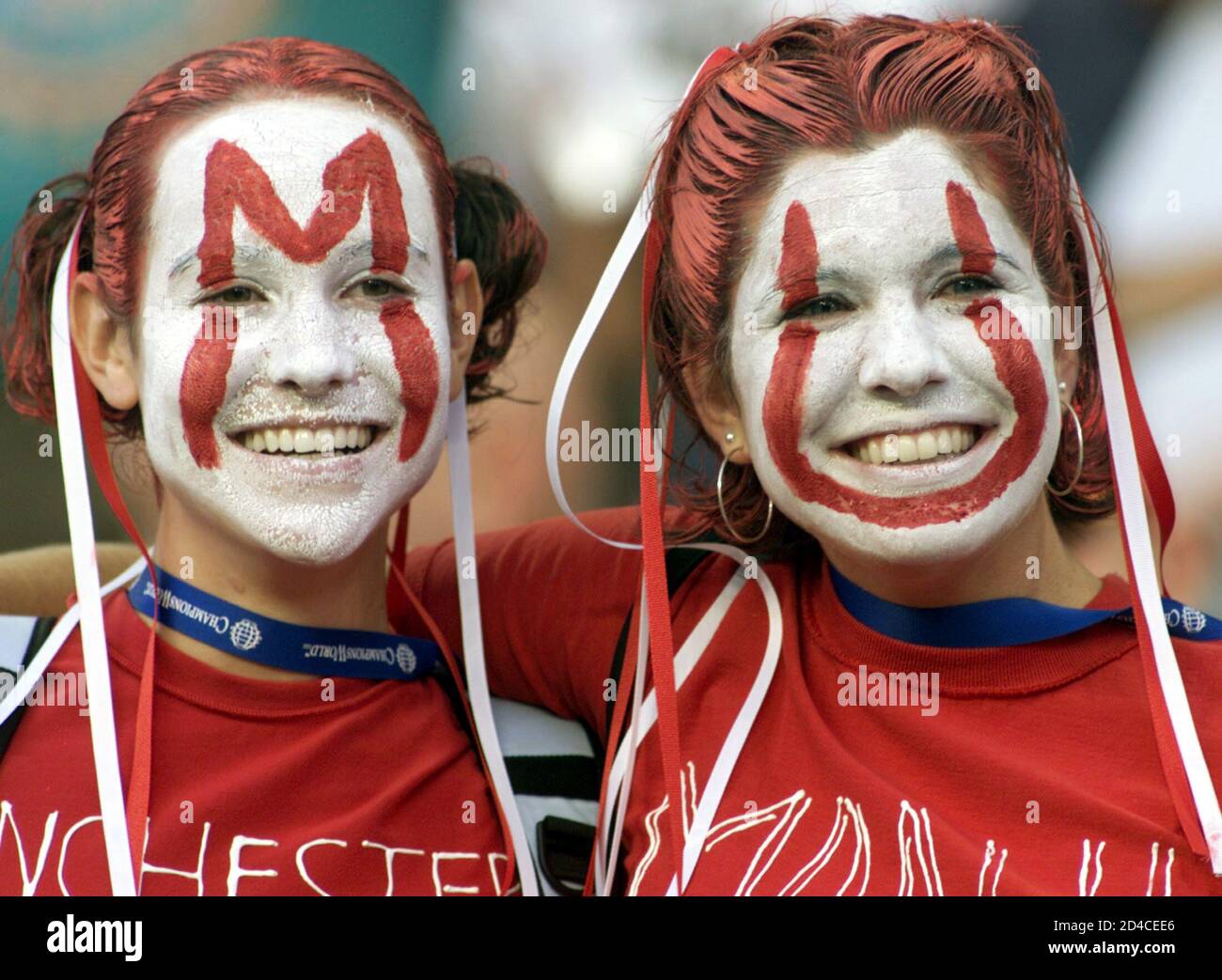Manchester united women fans hi-res stock photography and images - Alamy