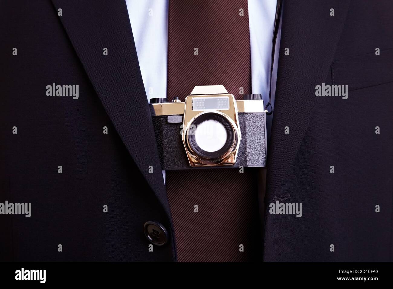 Camera strap around neck hi-res stock photography and images - Alamy