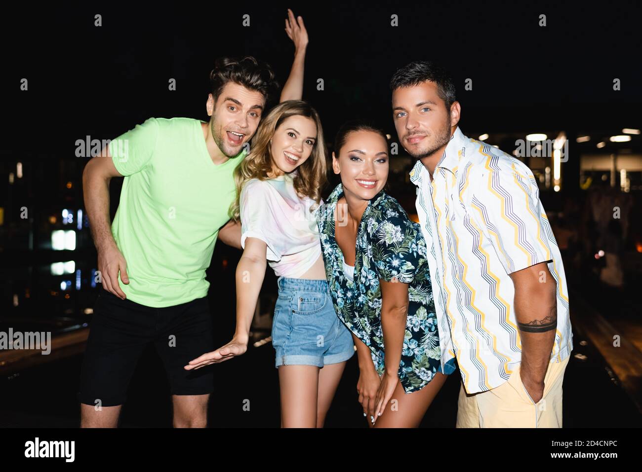 Friends night time hi-res stock photography and images - Alamy