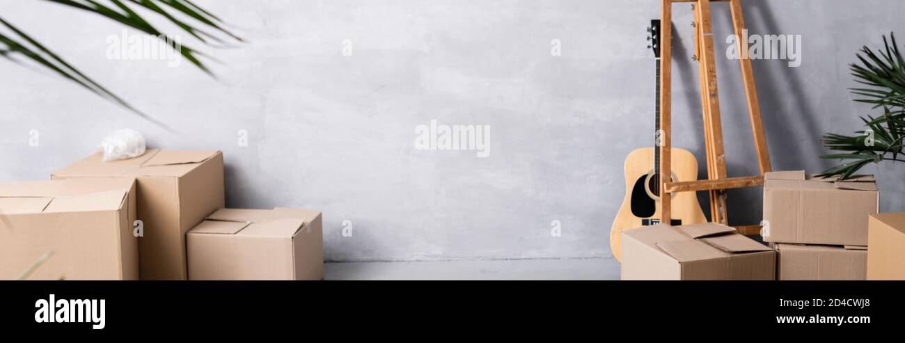 Carton boxes hi-res stock photography and images - Alamy
