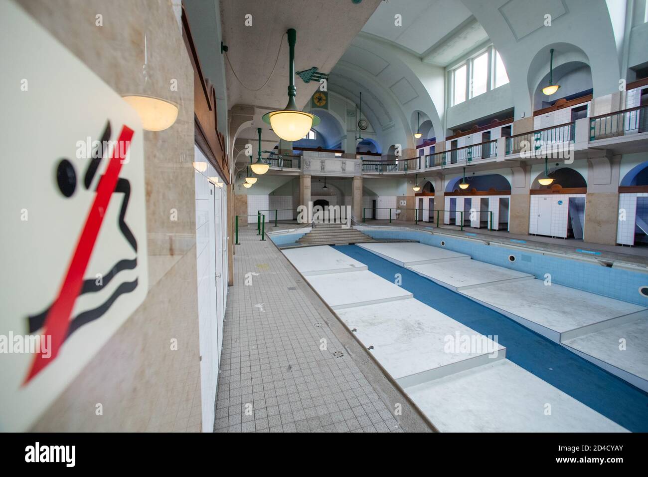 Nuremberg, Germany. 09th Oct, 2020. Interior view of the swimming hall ...
