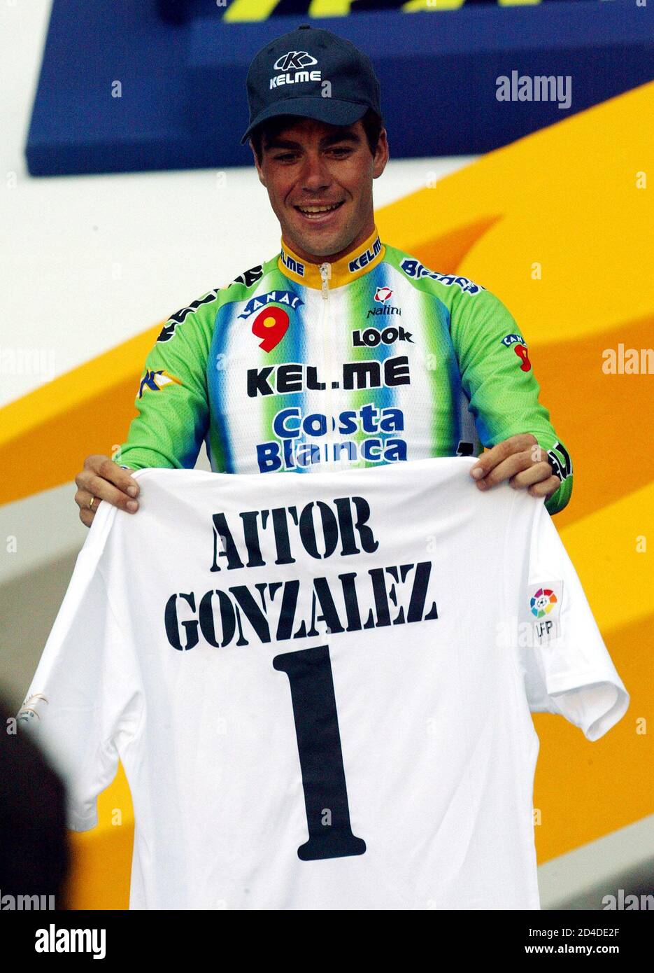 Real madrid second shirt hi-res stock photography and images - Alamy