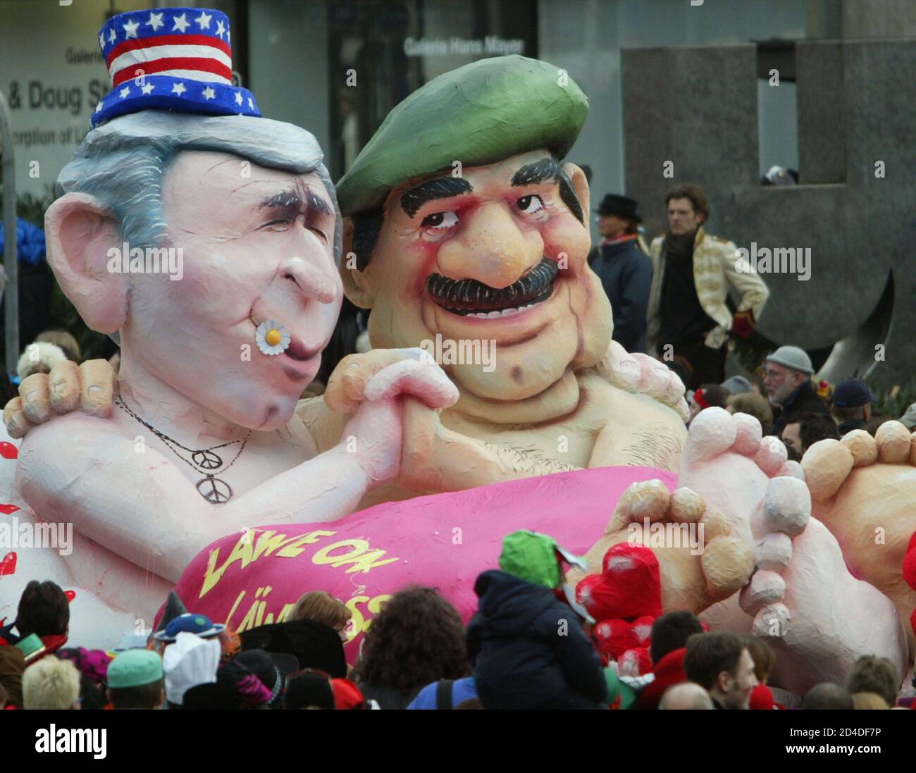 Paper Mache Figure High Resolution Stock Photography and Images - Alamy