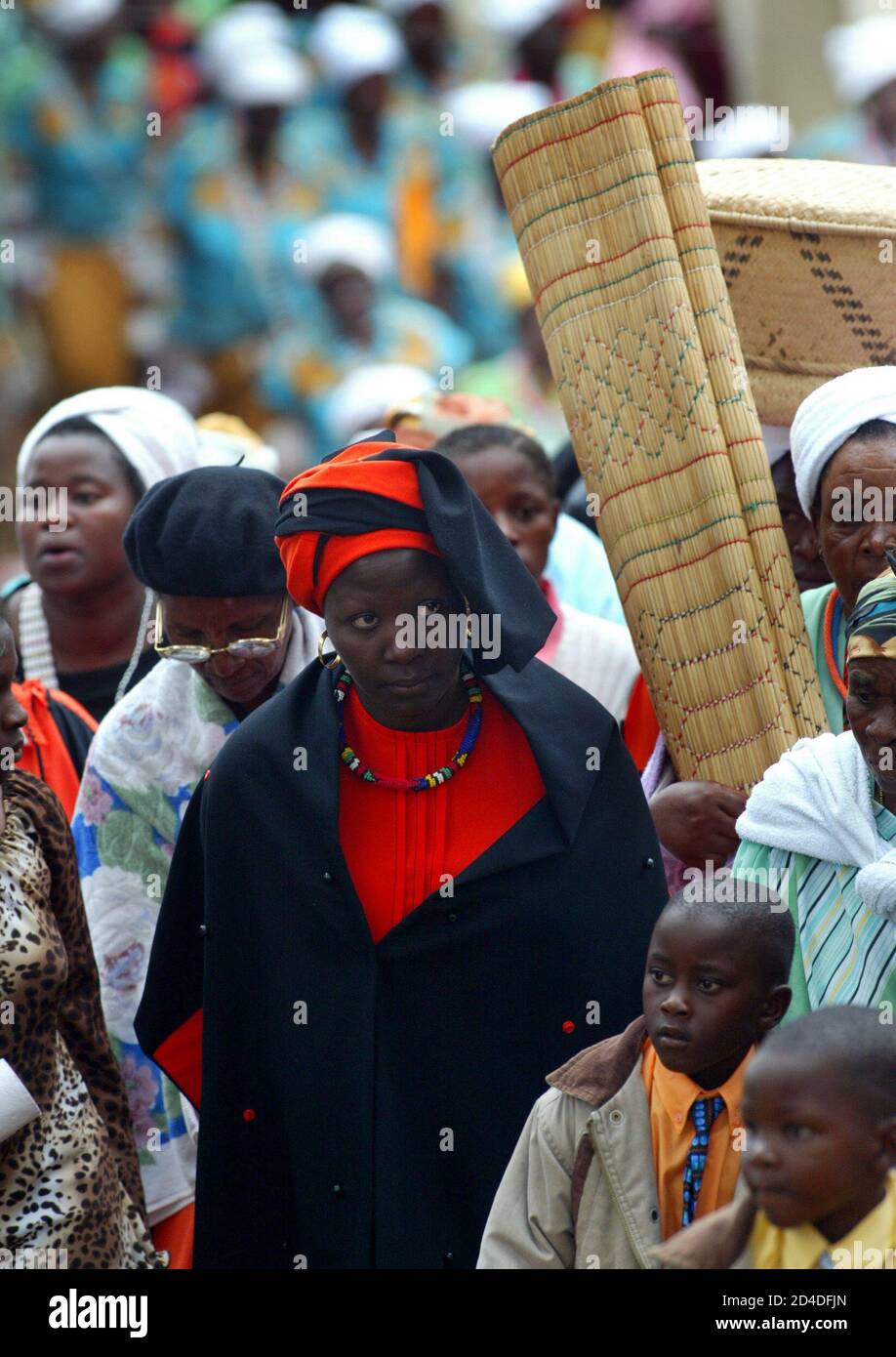 Rain queen modjadji hi-res stock photography and images - Alamy