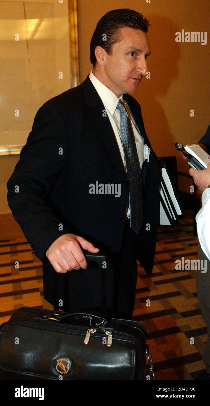 Toronto maple leafs manager hi-res stock photography and images - Alamy