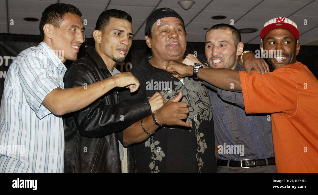 Roberto Duran Fight High Resolution Stock Photography and Images - Alamy