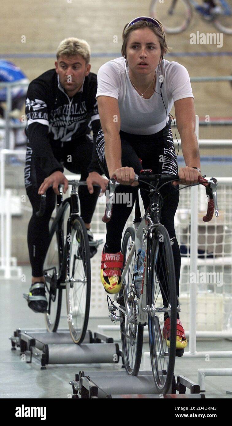 Sarah ulmer hi-res stock photography and images - Alamy