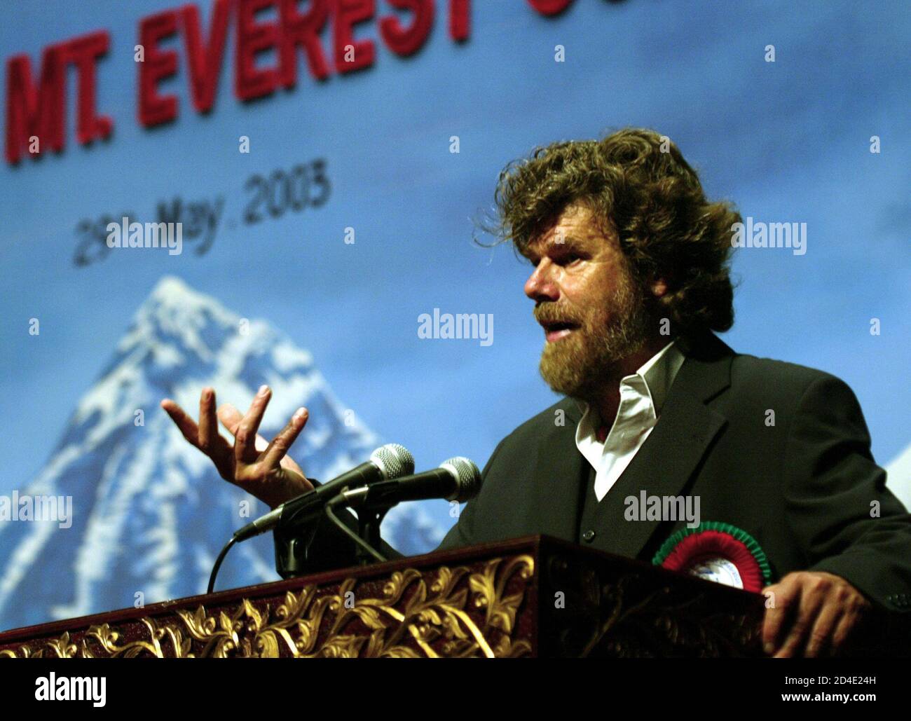 Reinhold messner climb hi-res stock photography and images - Alamy