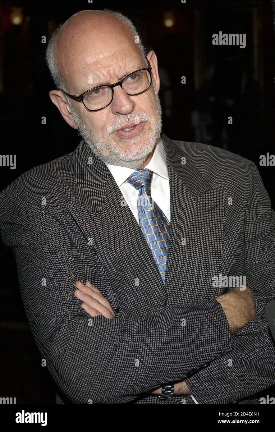 Frank oz yoda hi-res stock photography and images - Alamy