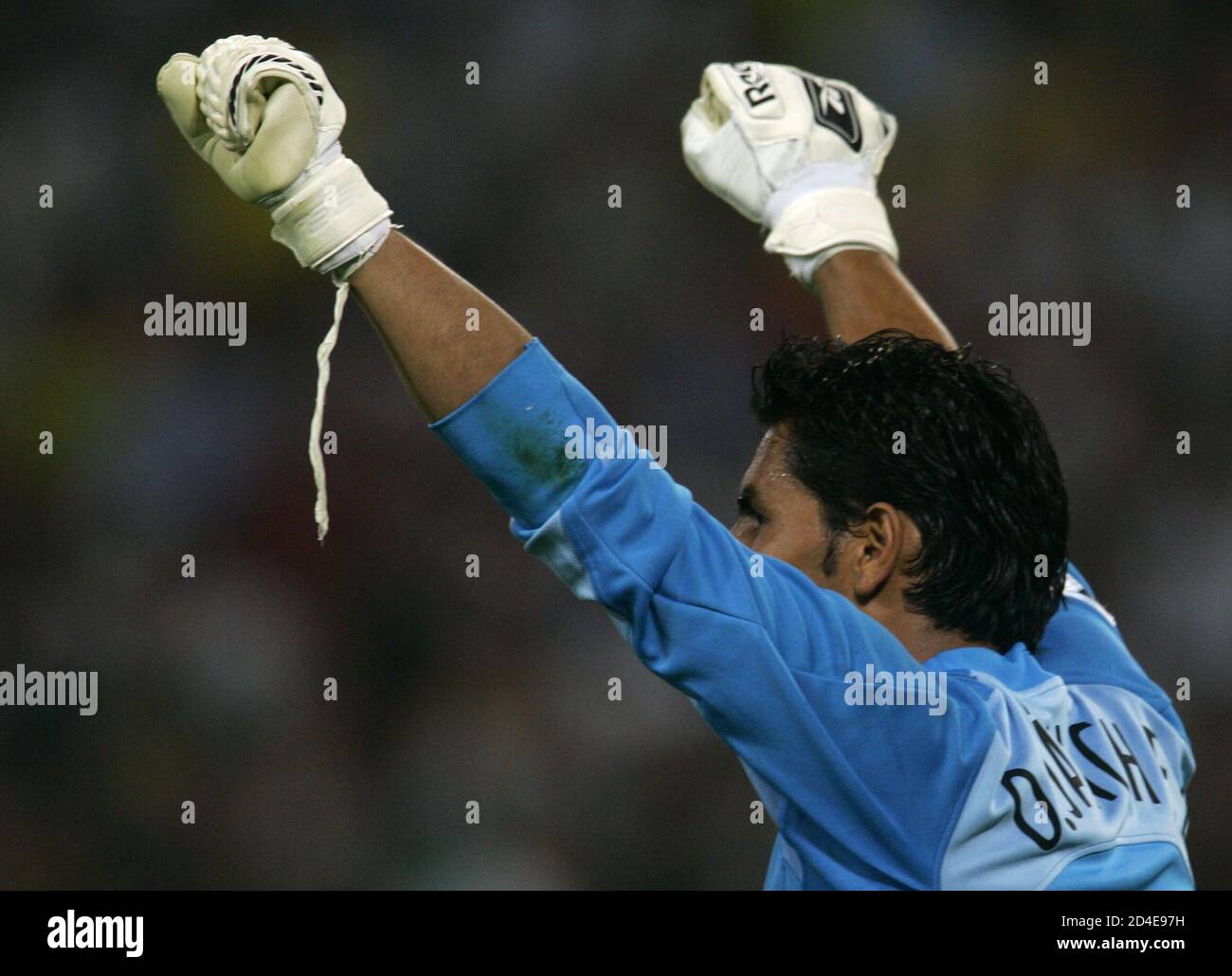 Mexico goalkeeper oswaldo sanchez hi-res stock photography and images ...