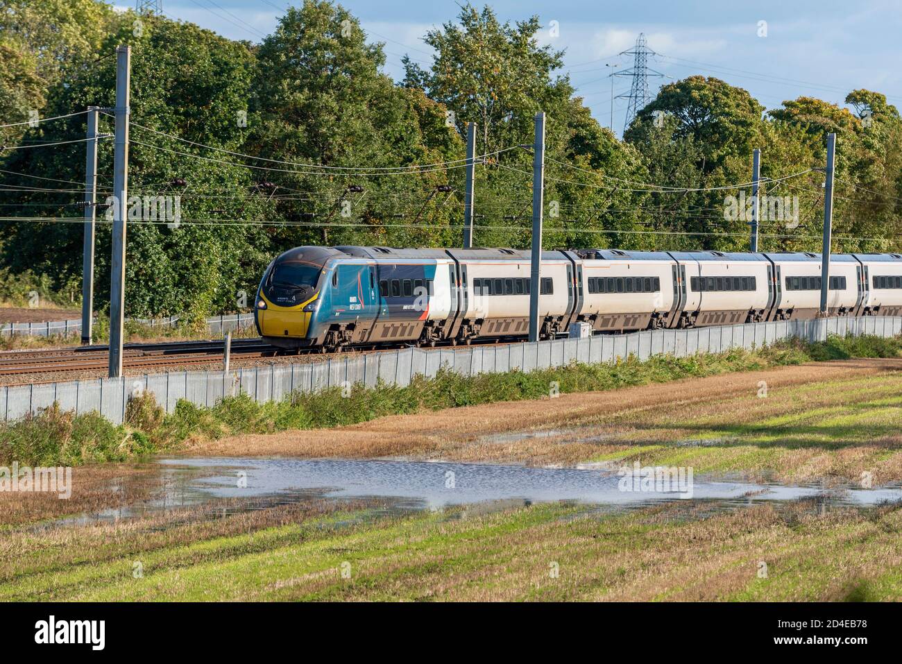 Avanti Pendolino tilting electric train. Seen at Winwick. Avanti livery ...