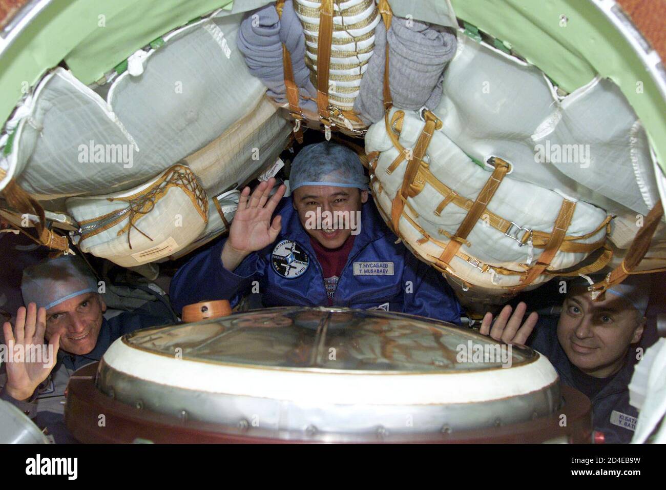Dennis tito space hi-res stock photography and images - Alamy