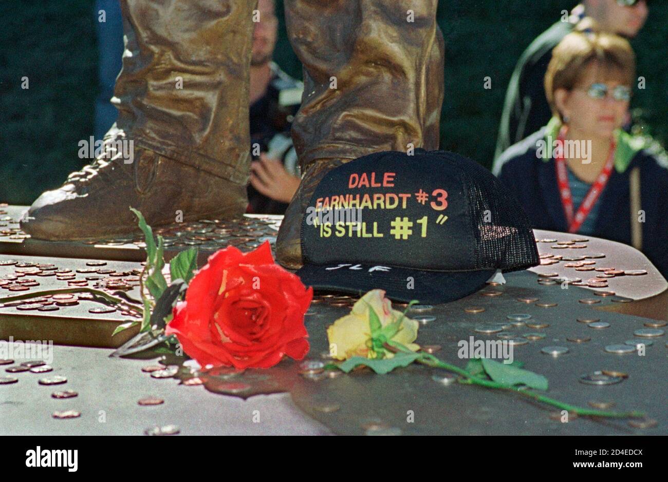 Dale earnhardt statue hi-res stock photography and images - Alamy