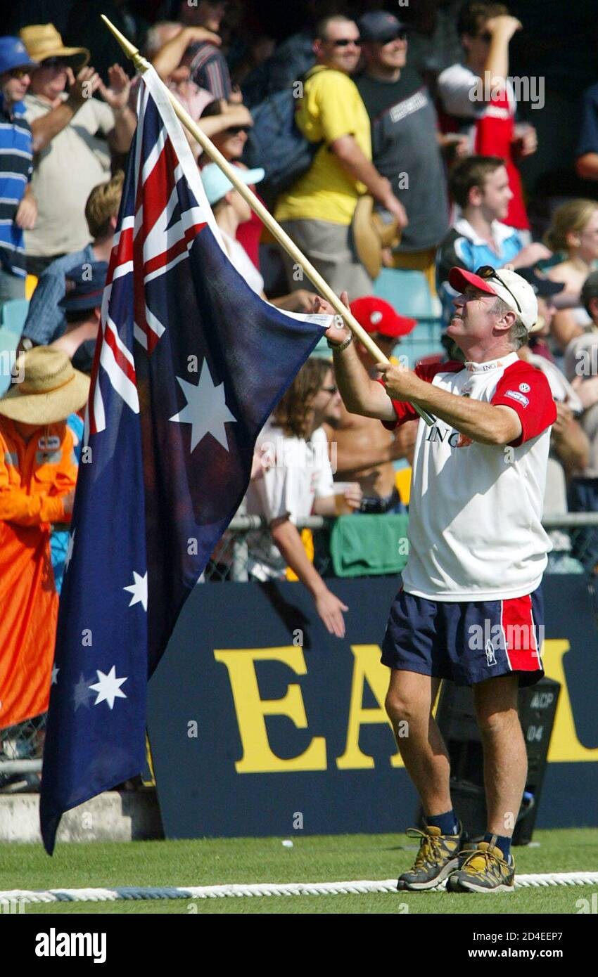Australian cricket captain allan border hi-res stock photography and ...